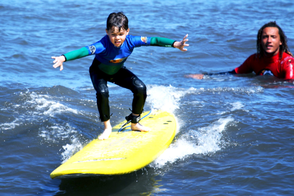 Surf school - Lessons for kids - Calhau Surf School